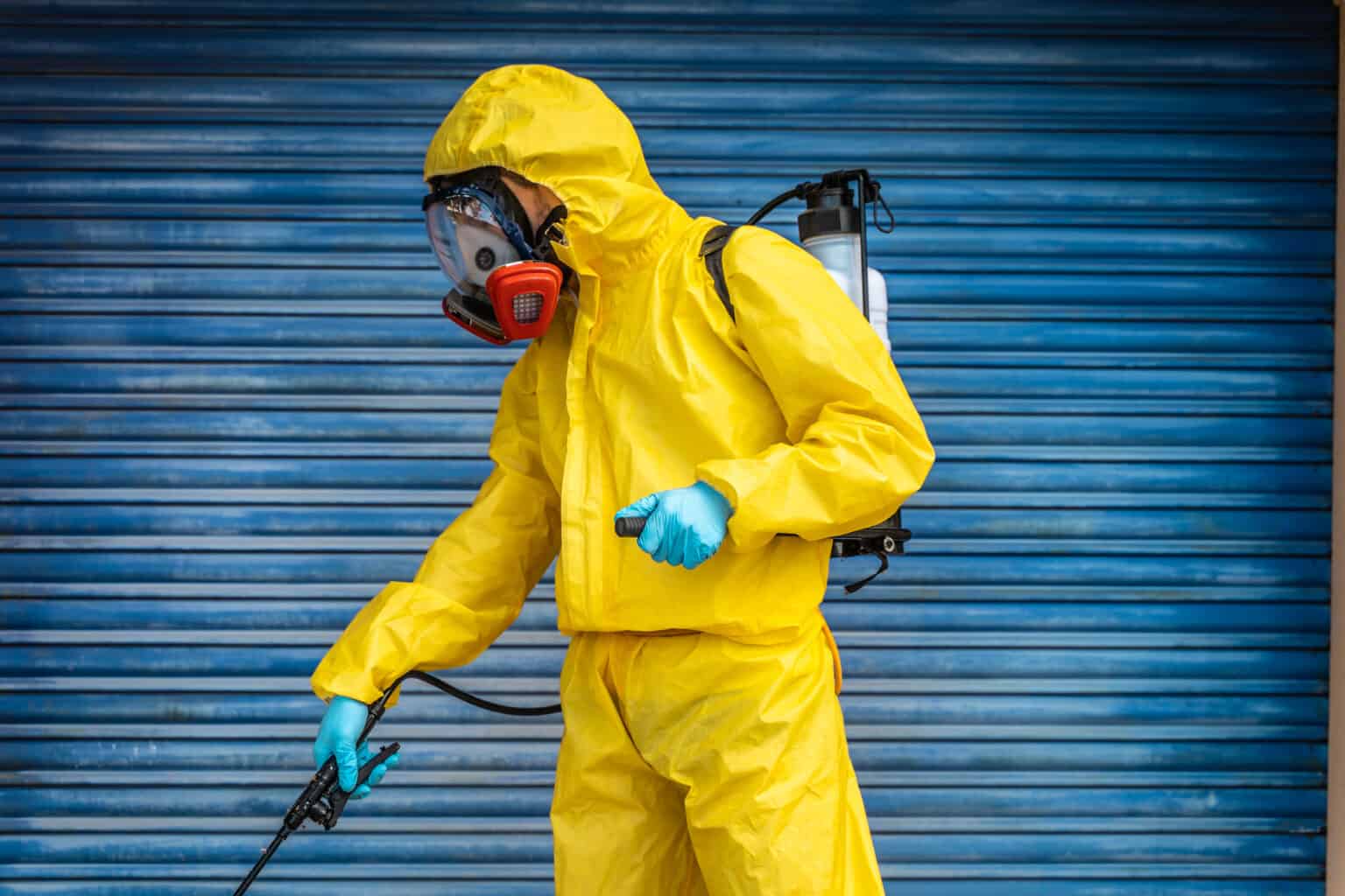 Pressure Washing Safety: What Should I Wear to Be Safe? – Living the ...
